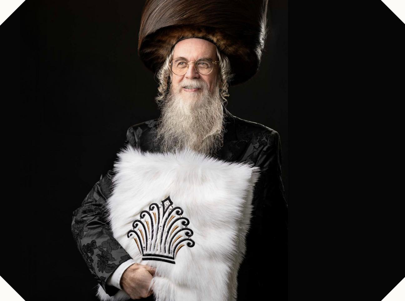 Haggadah Shtenders – Page 2 – Mefoar Fine Judaica
